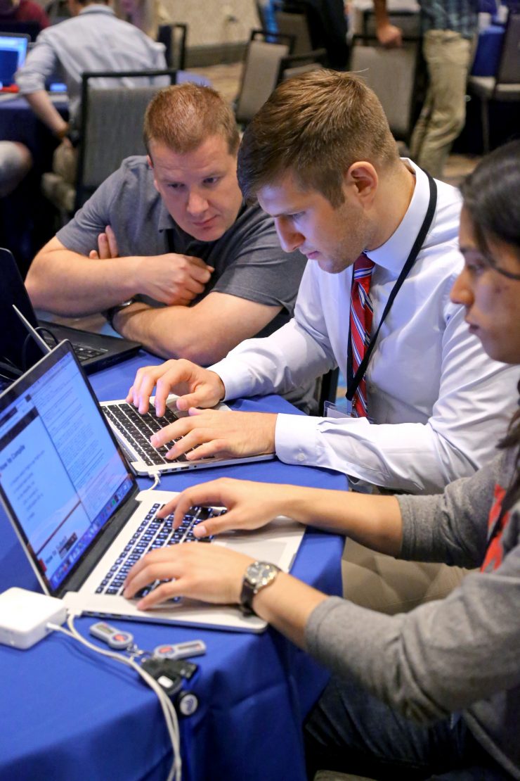 DOE Graduate Fellows Train on Titan for a Future in HPC – Oak Ridge ...